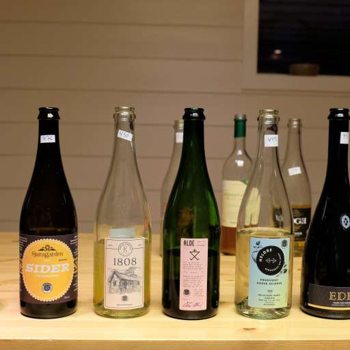 Uncorking wine & cider typicality - Nibio Uncorking wine & cider typicality - Nibio